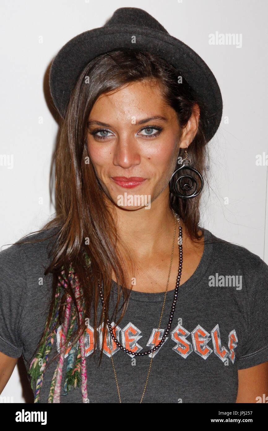 MIchelle Lombardo at the Surfrider Foundation's 25th Anniversary Gala ...