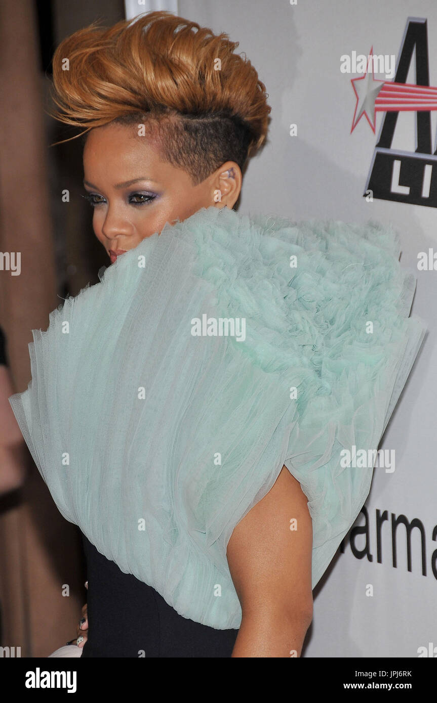 Rihanna at The Recording Academy and Clive Davis 2010 Pre-Grammy Gala ...