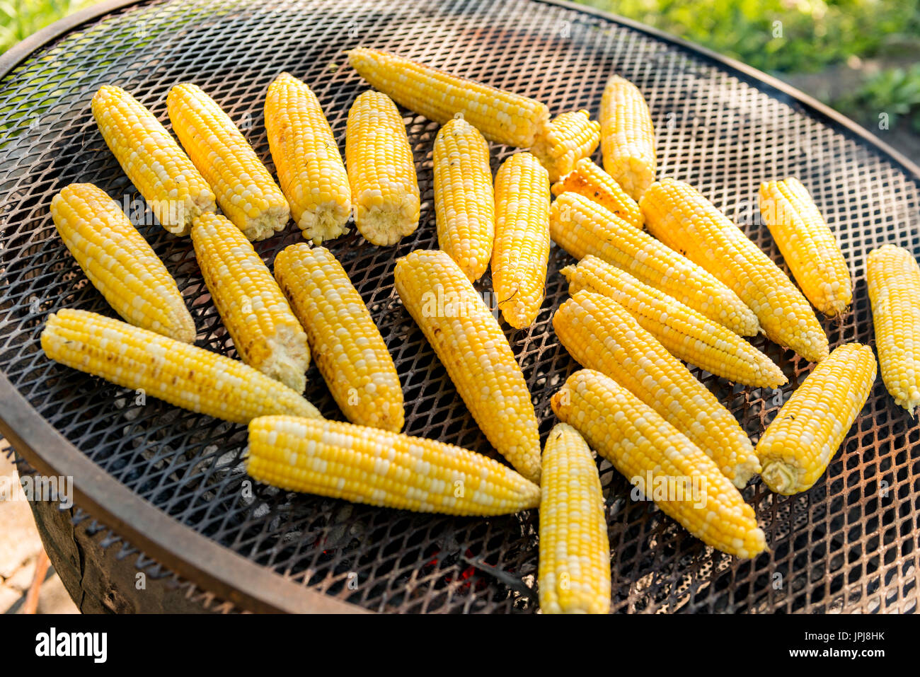 Roasted sweetcorn hi-res stock photography and images - Alamy