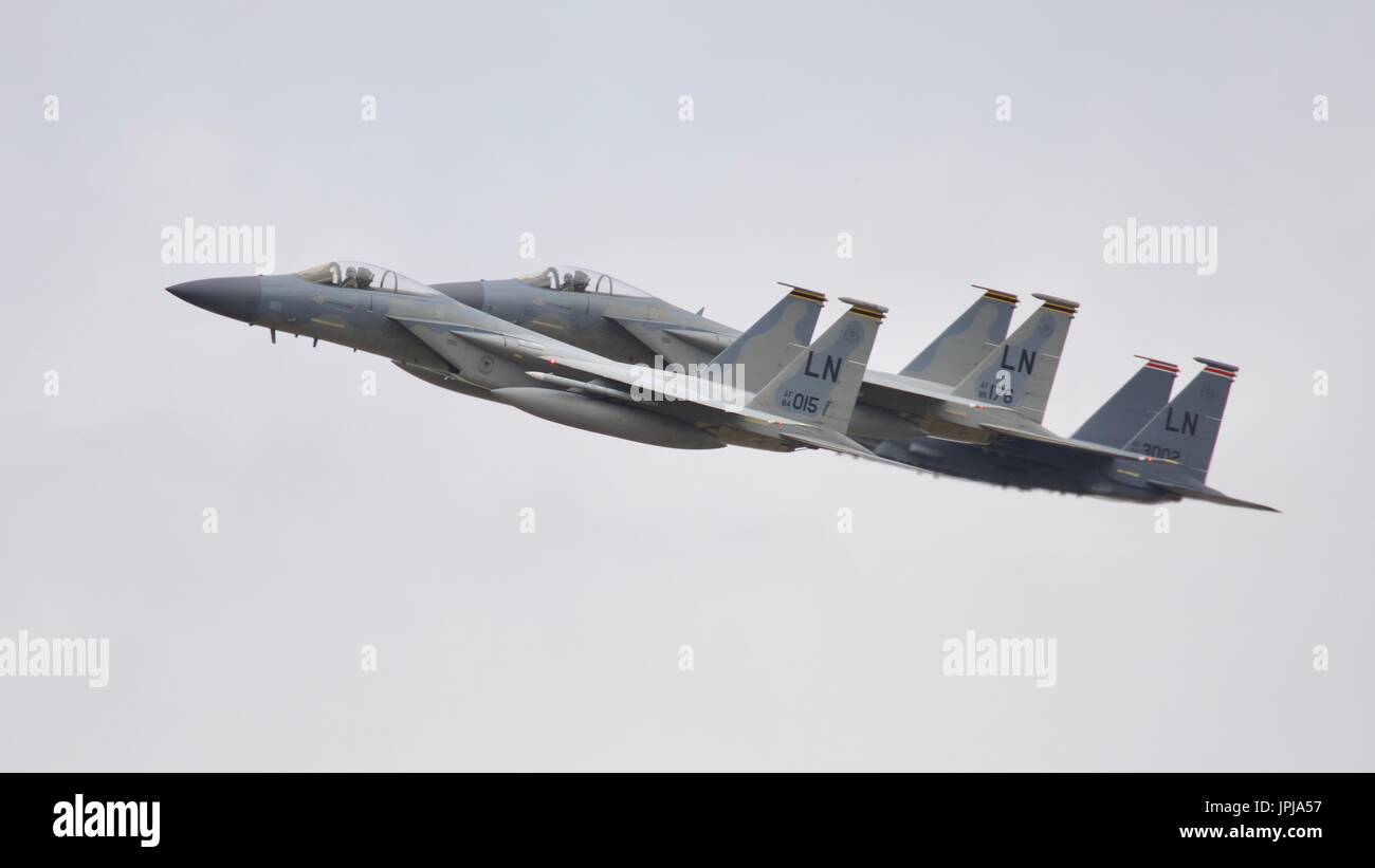 Us f 15e strike eagles hi-res stock photography and images - Alamy