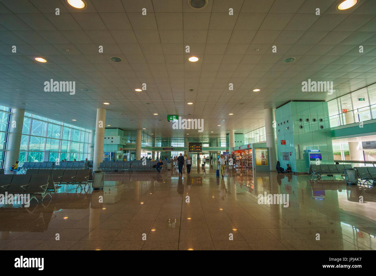 Barcelona el prat airport tower hi-res stock photography and images - Alamy