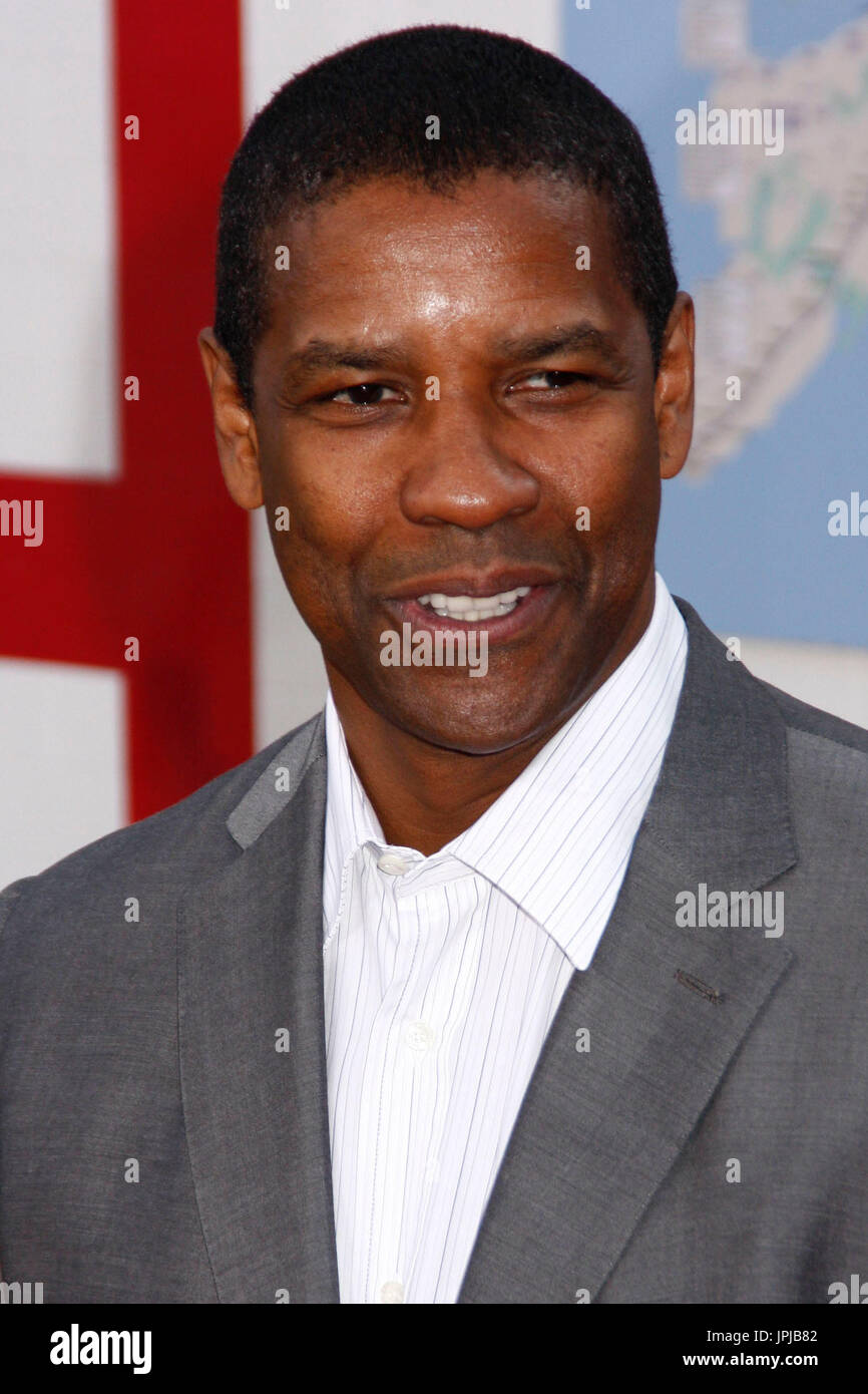 Denzel Washington at the premiere of THE TAKING OF PELHAM 123 held at ...