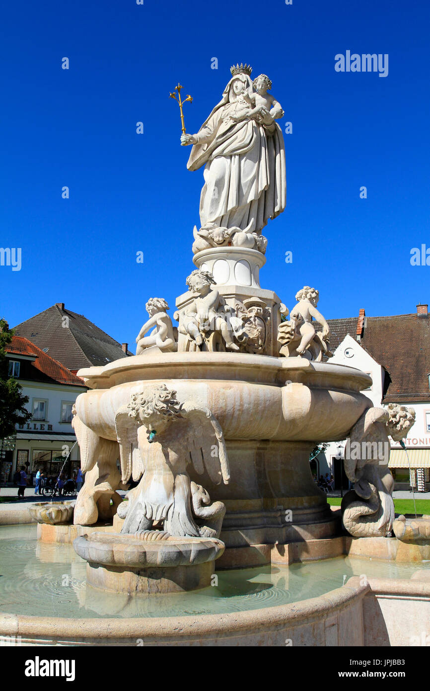 Marienbrunnen fountain, Kapellplatz square, pilgrimage village ...