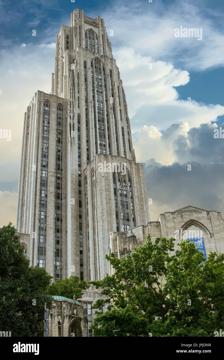 Cathedral of Learning University Stock Photo - Alamy