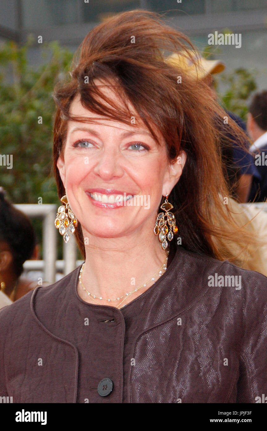 Allison Janney arriving at the Los Angeles Premiere of Michael Jackson ...