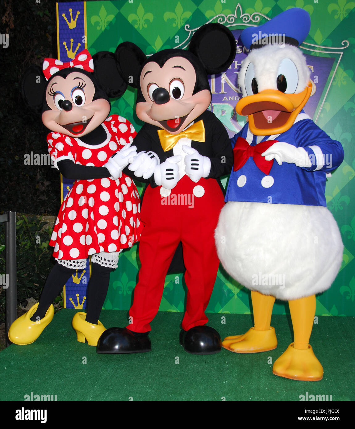 Mickey minnie princess High Resolution Stock Photography and Images - Alamy