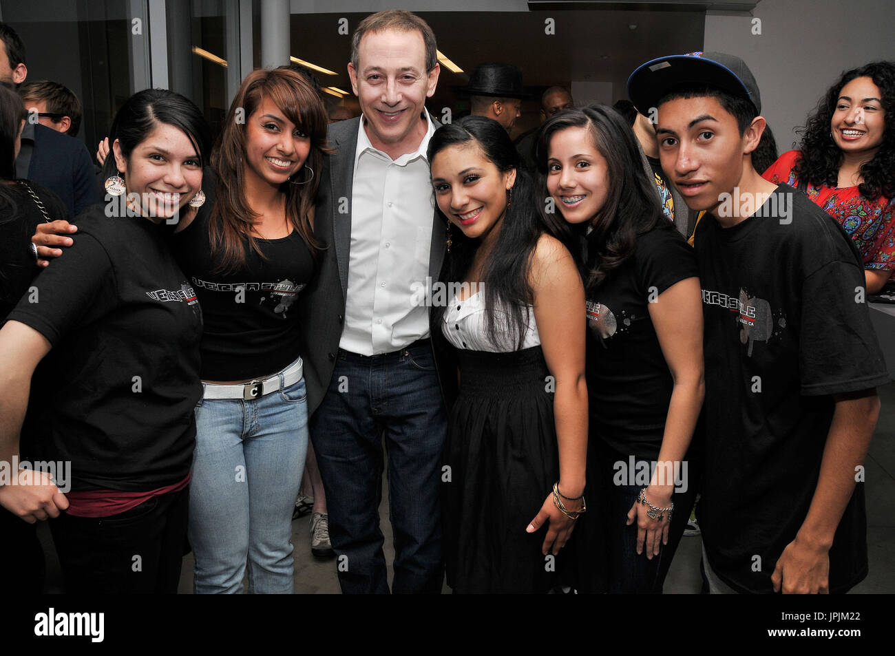 Joanna Flores, Paul Reubens, Lilian Ortega & Volunteers at the Inner ...