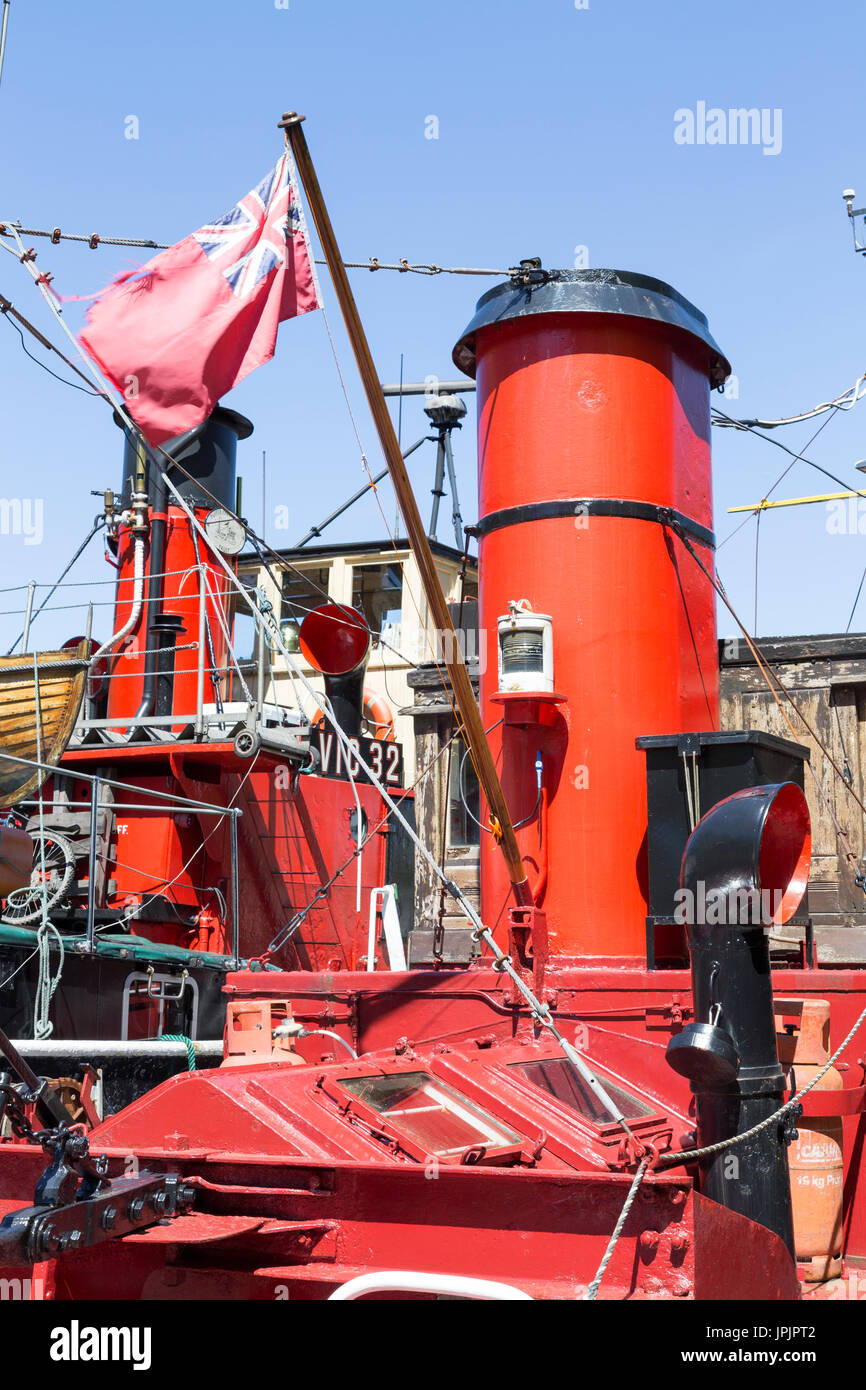 Clyde puffers hi-res stock photography and images - Alamy