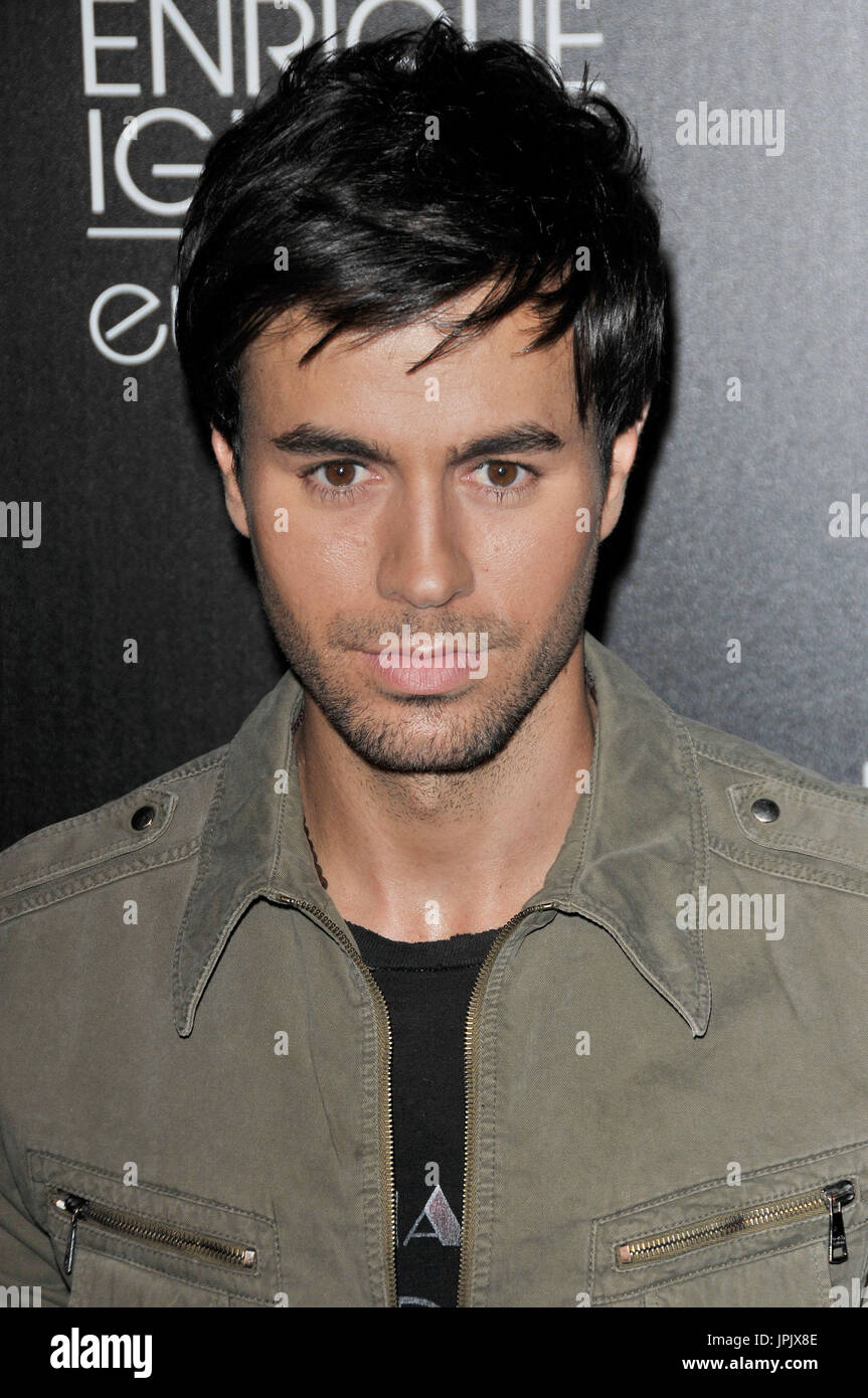 Enrique Iglesias at the Enrique Iglesias EUPHORIA Album Release Party ...