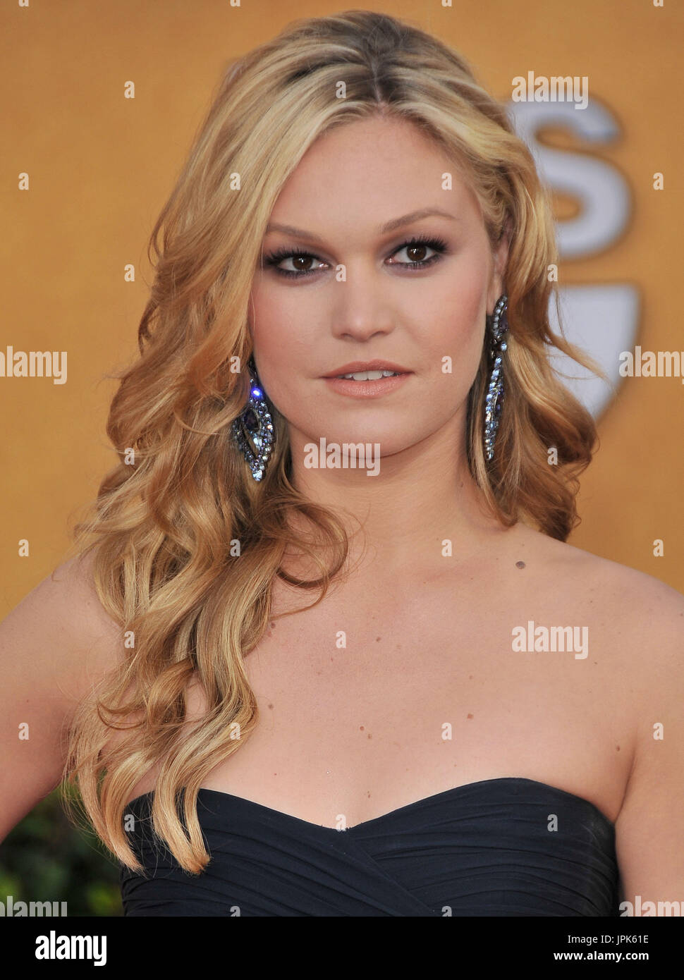 Julia Stiles at The 17th Annual Screen Actors Guild Awards - Arrivals ...