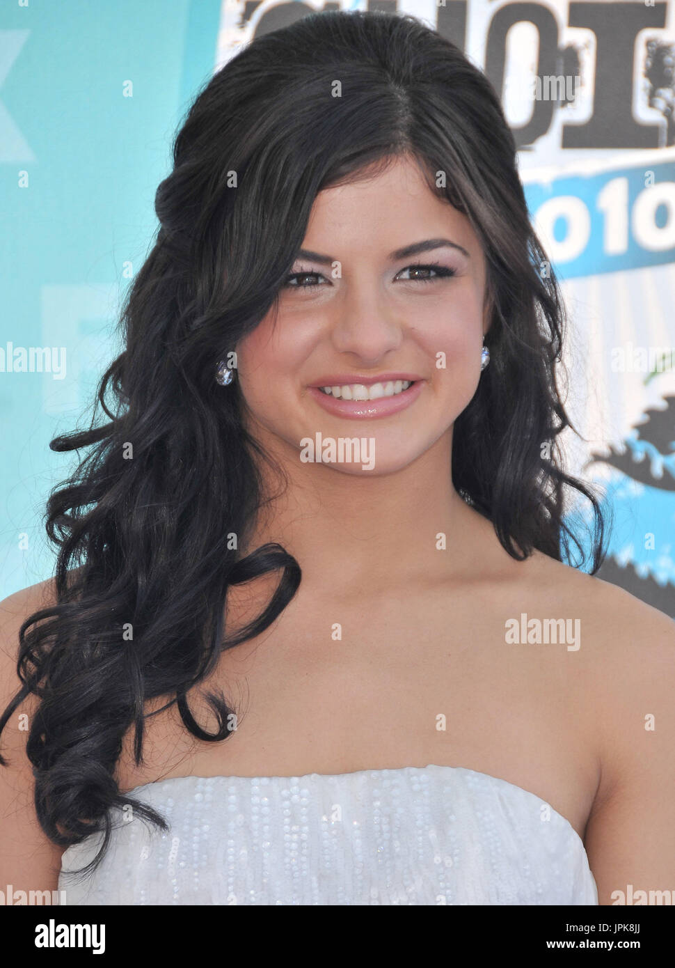 Courtney Galiano at the 2010 Teen Choice Awards - Arrivals held at the ...