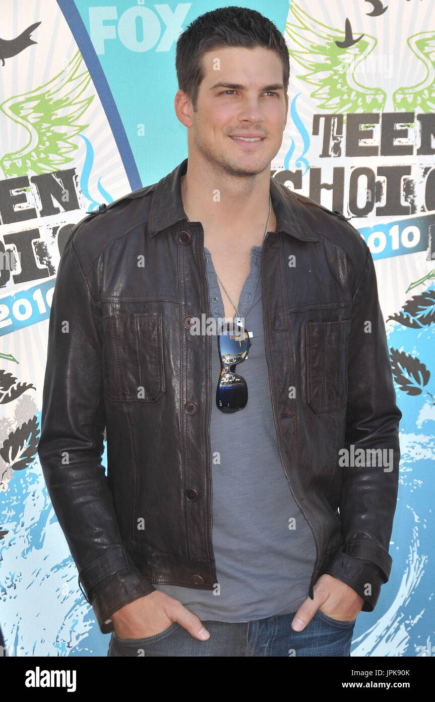 Rick Malambri at the 2010 Teen Choice Awards - Arrivals held at the ...