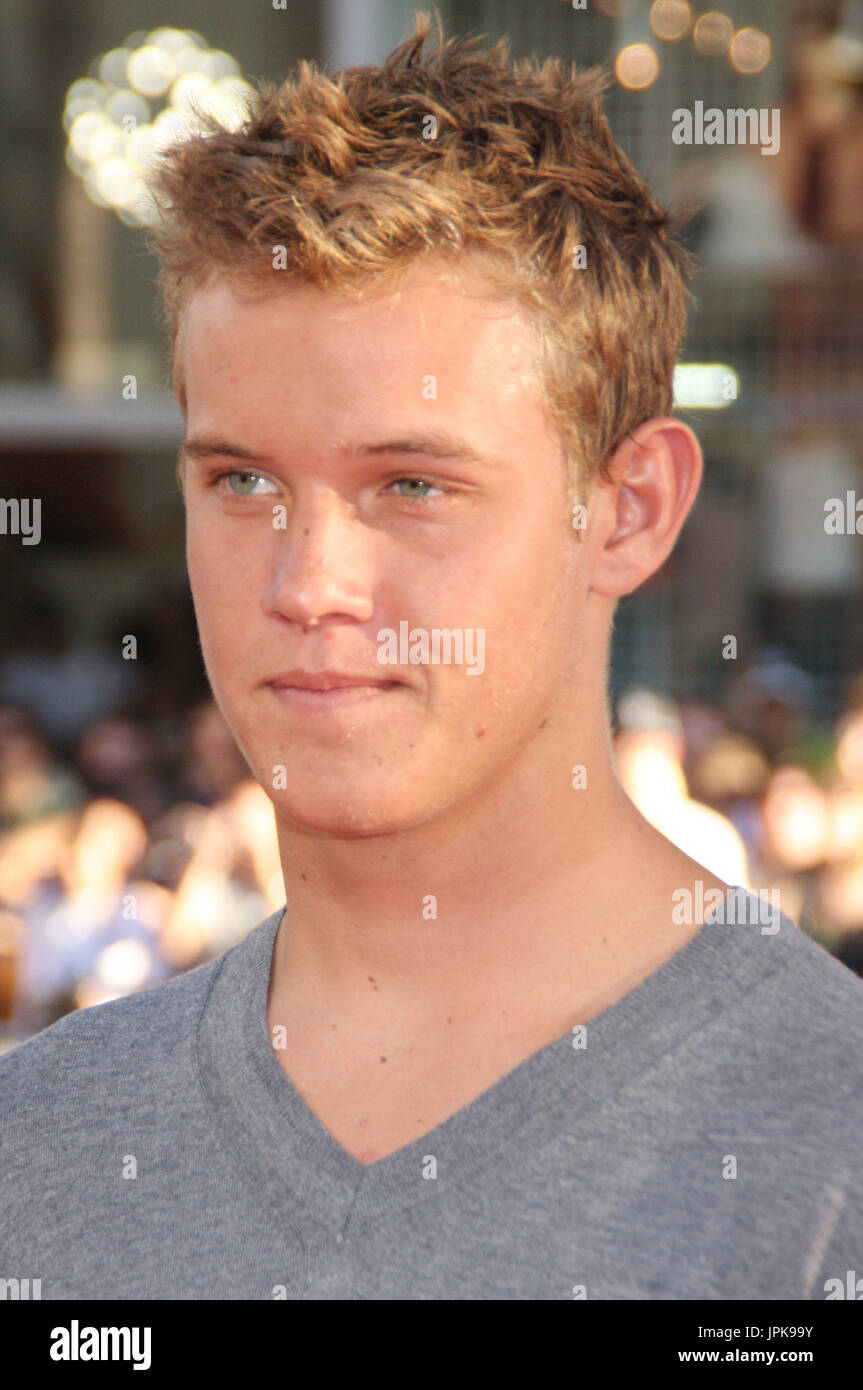 Luke Schroeder at the Los Angeles Premiere of GOING THE DISTANCE held ...