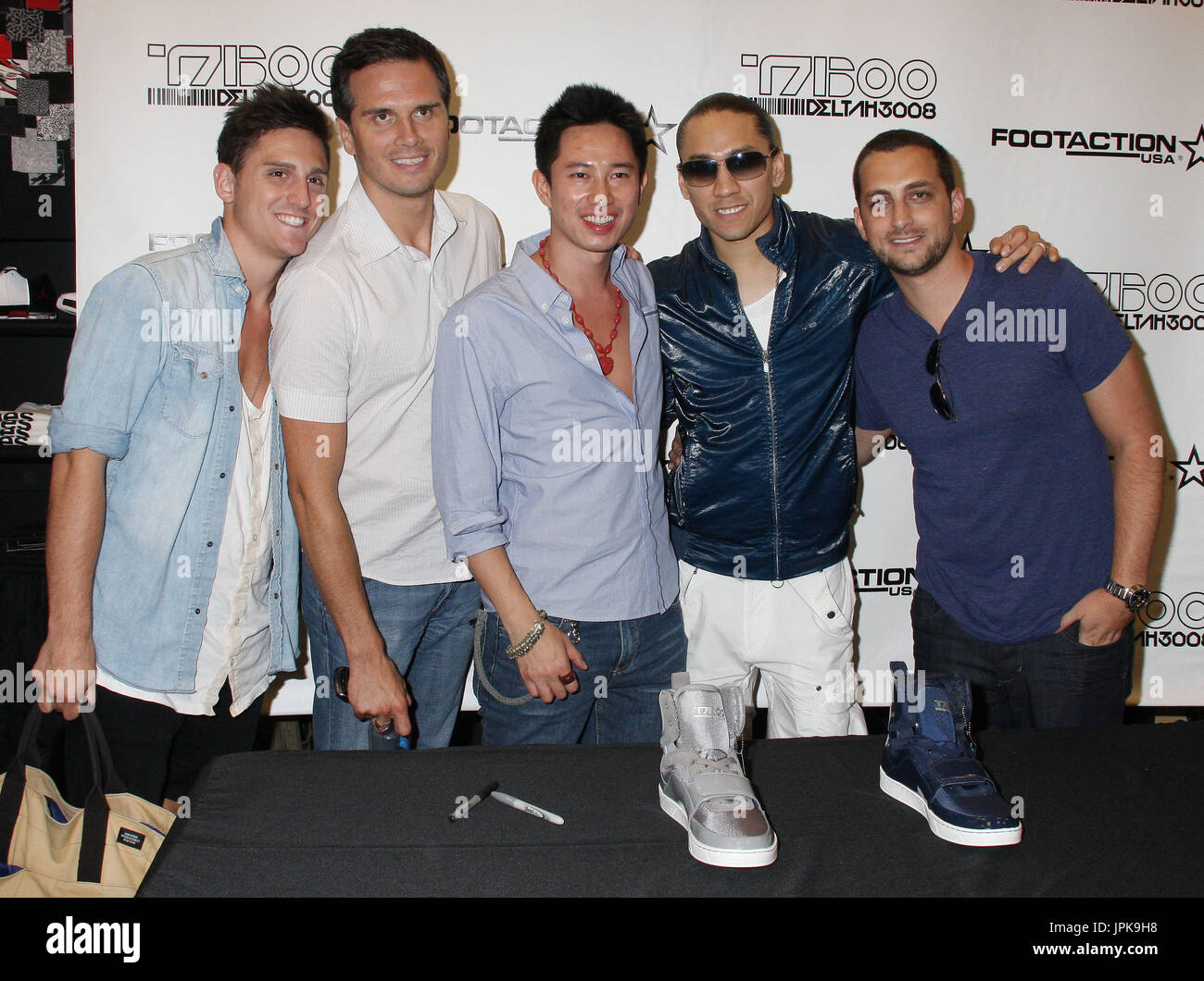 (l-r) Chris Rose, Jason Trotter, Victor Hsu, Taboo and Chris Detert at ...
