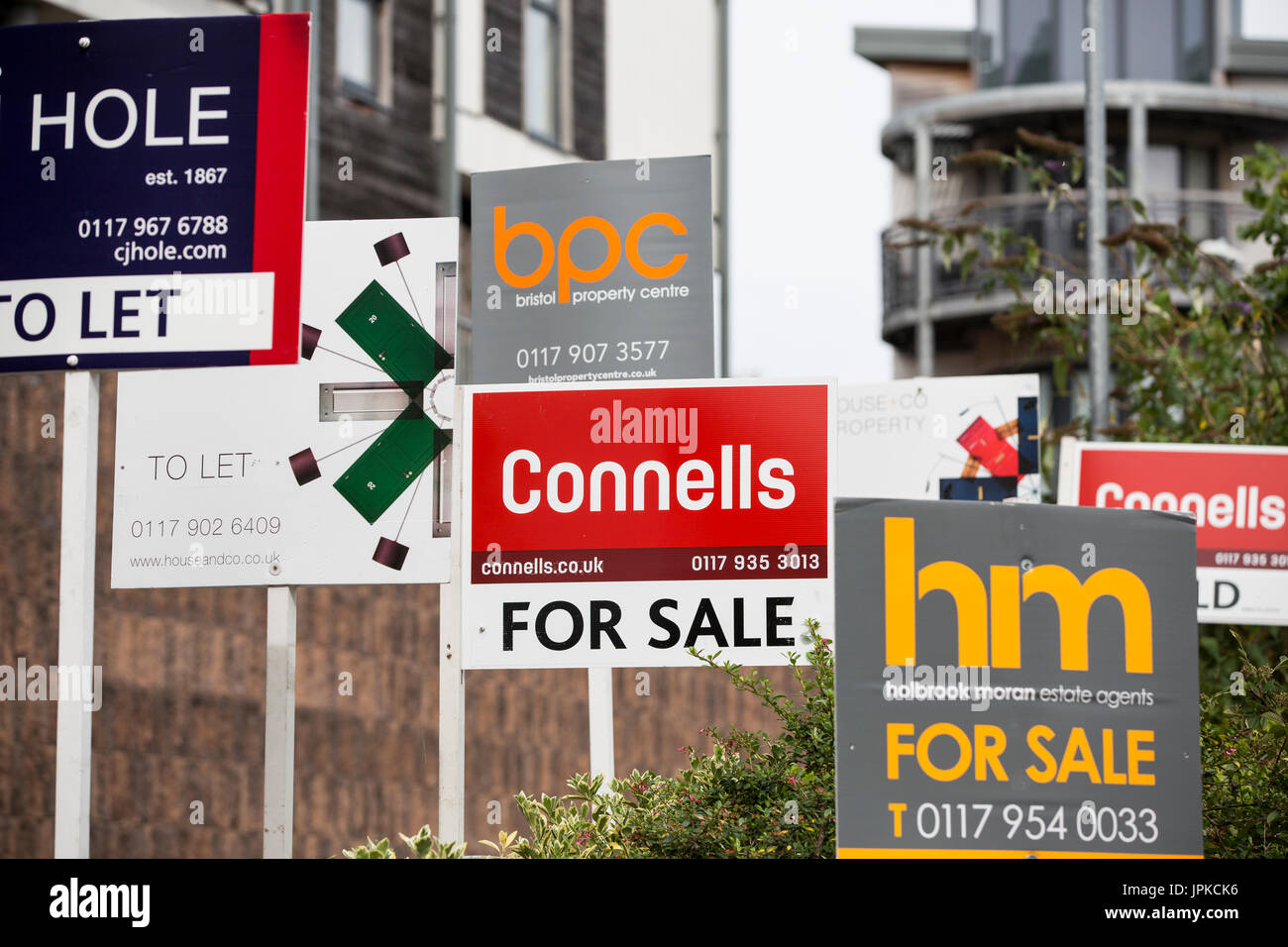 To let signs bristol hi-res stock photography and images - Alamy