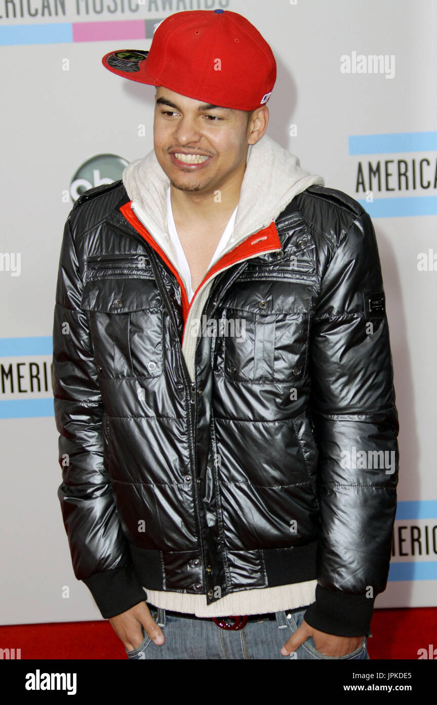 Alex Da Kid at the arrivals of THE 2010 AMERICAN MUSIC AWARDS held at ...
