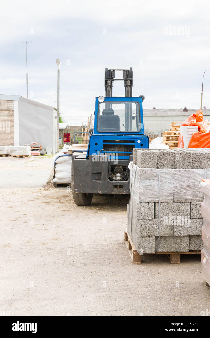 Open base hi-res stock photography and images - Alamy