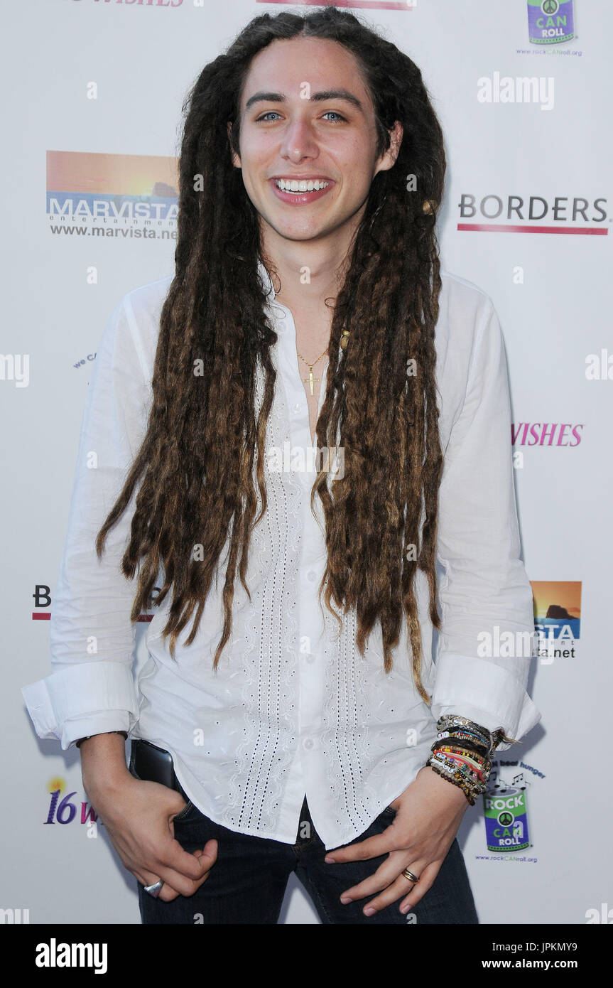 Jason Castro at the Los Angeles Premiere of "16 Wishes" held at the ...