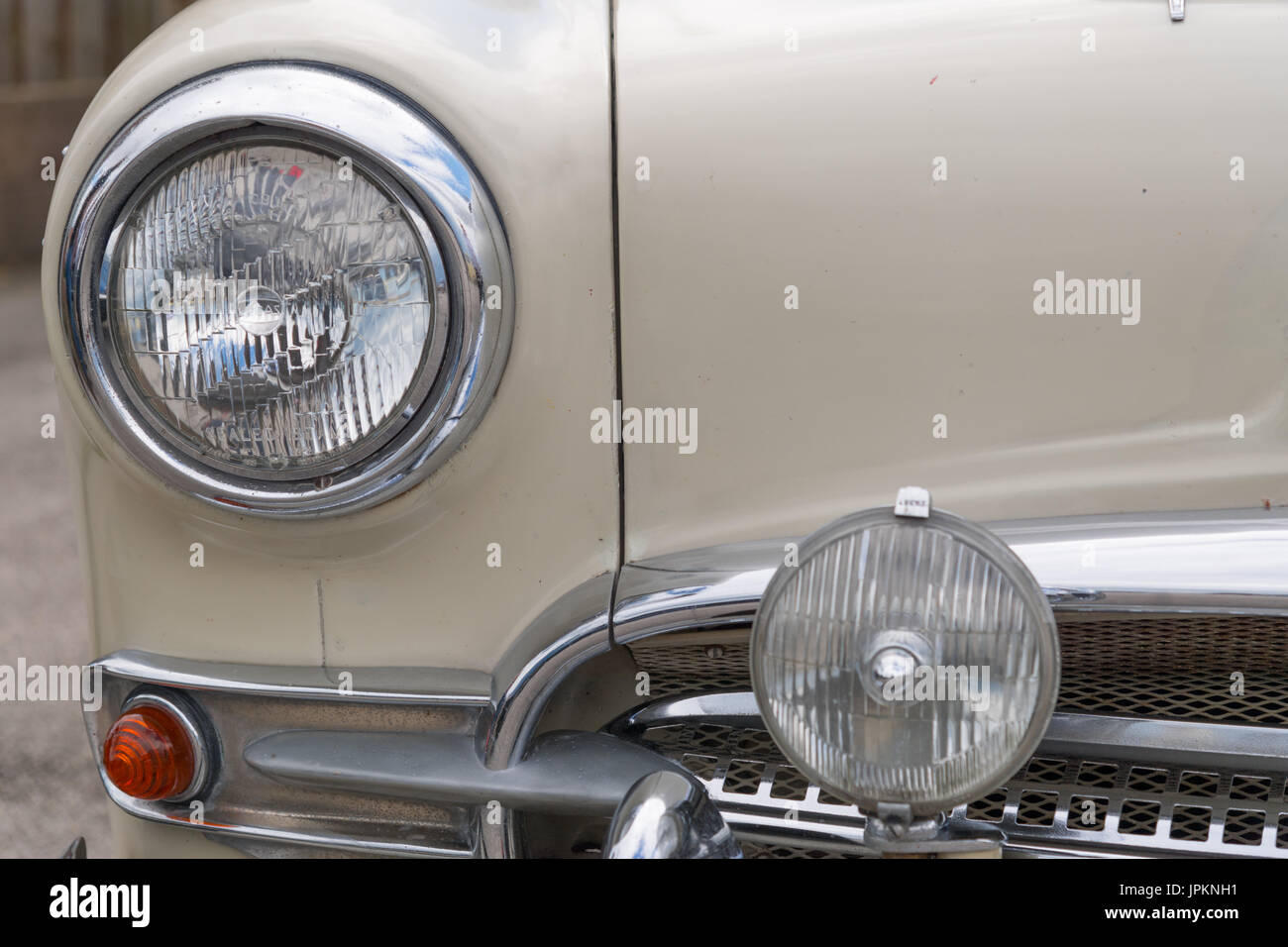 Austin car front grille hi-res stock photography and images - Alamy