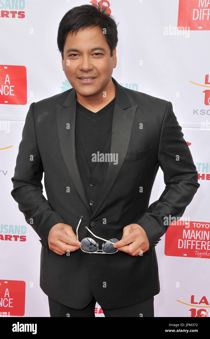 Concert King of the Philippines Martin Nievera at the Thousand Hearts ...