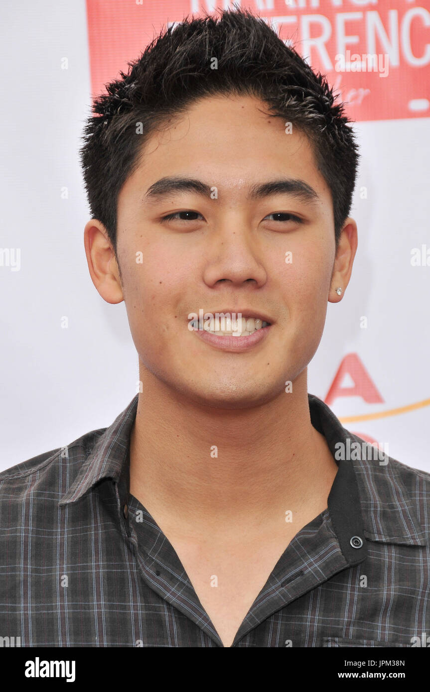 YouTube Star Ryan Higa at the Thousand Hearts Japan Relief Benefit ...