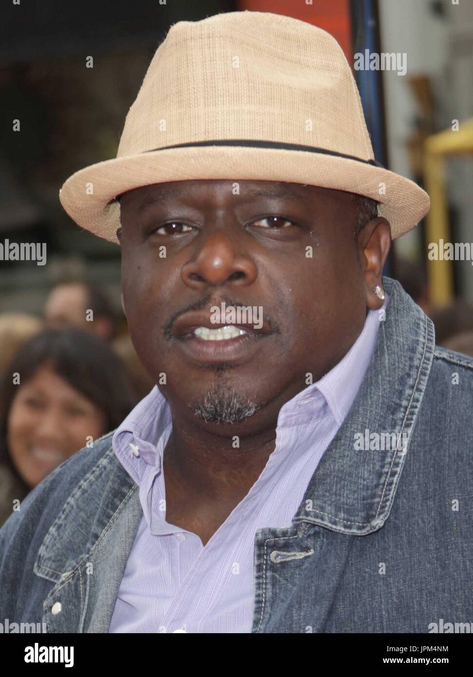 Actor Cedric The Entertainer arrives at the Los Angeles Premiere for ...