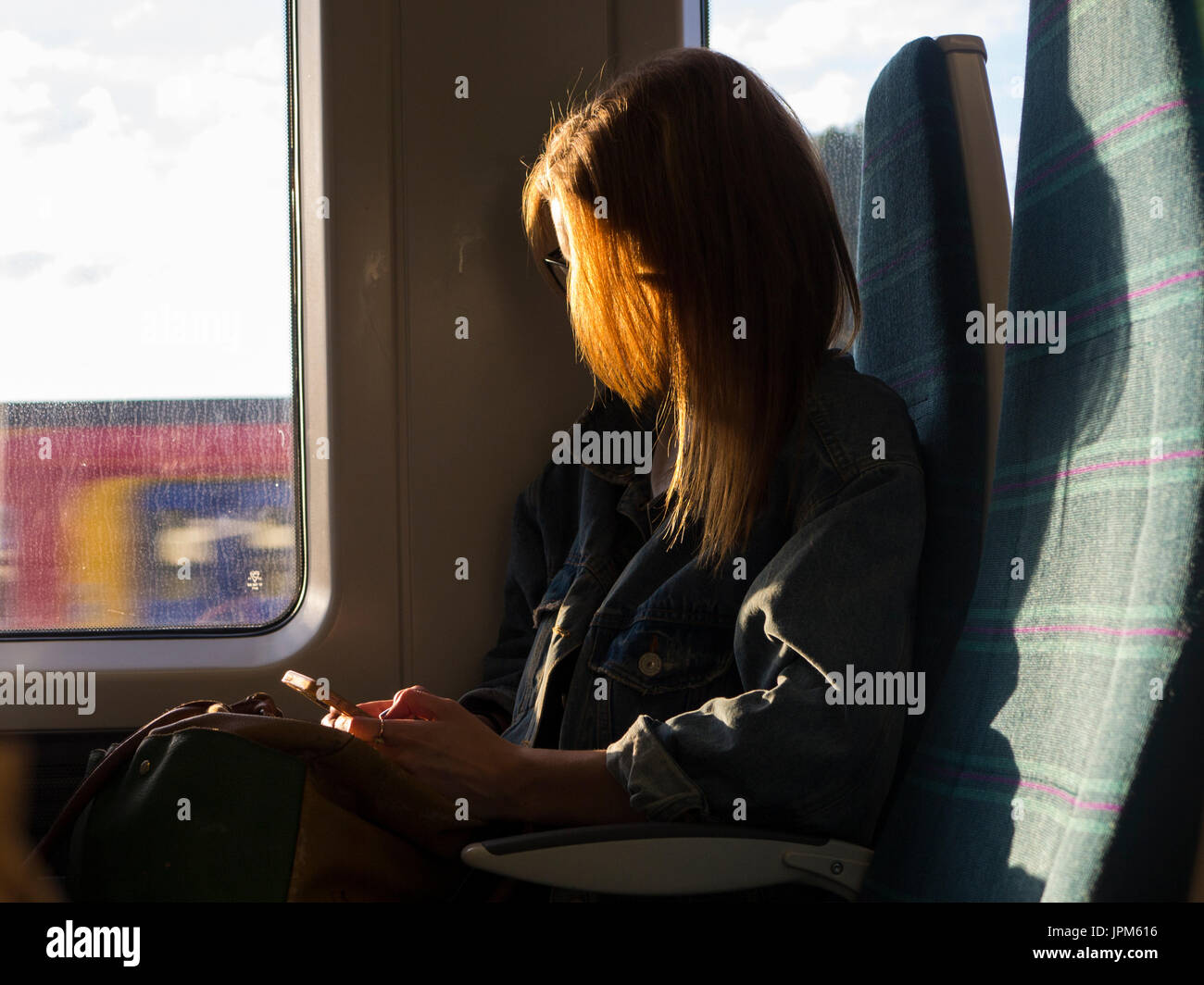 Auburn hair hi-res stock photography and images - Alamy