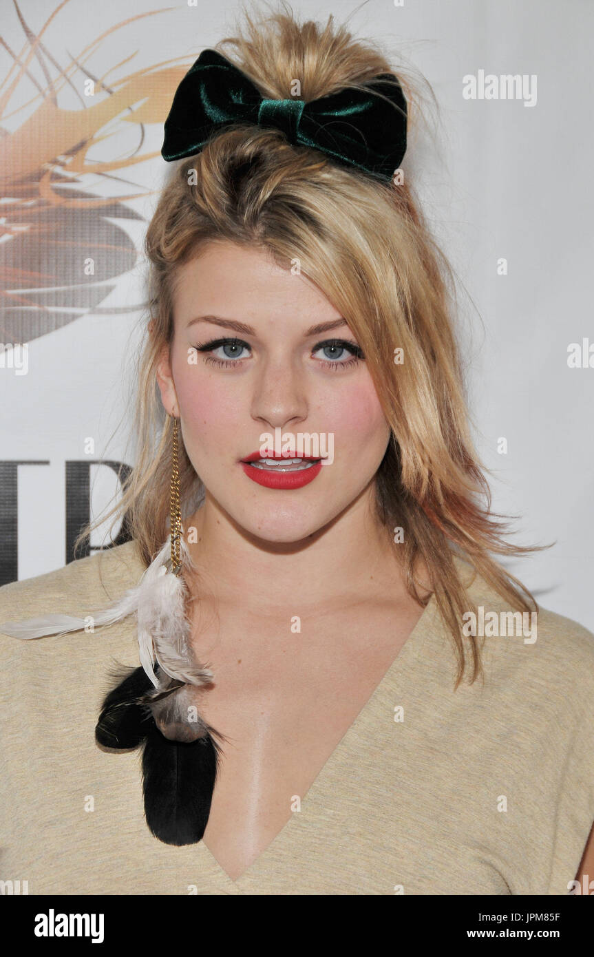 Dancer Janelle Ginestra at the 1st Annual Dance Track Magazine Artist ...