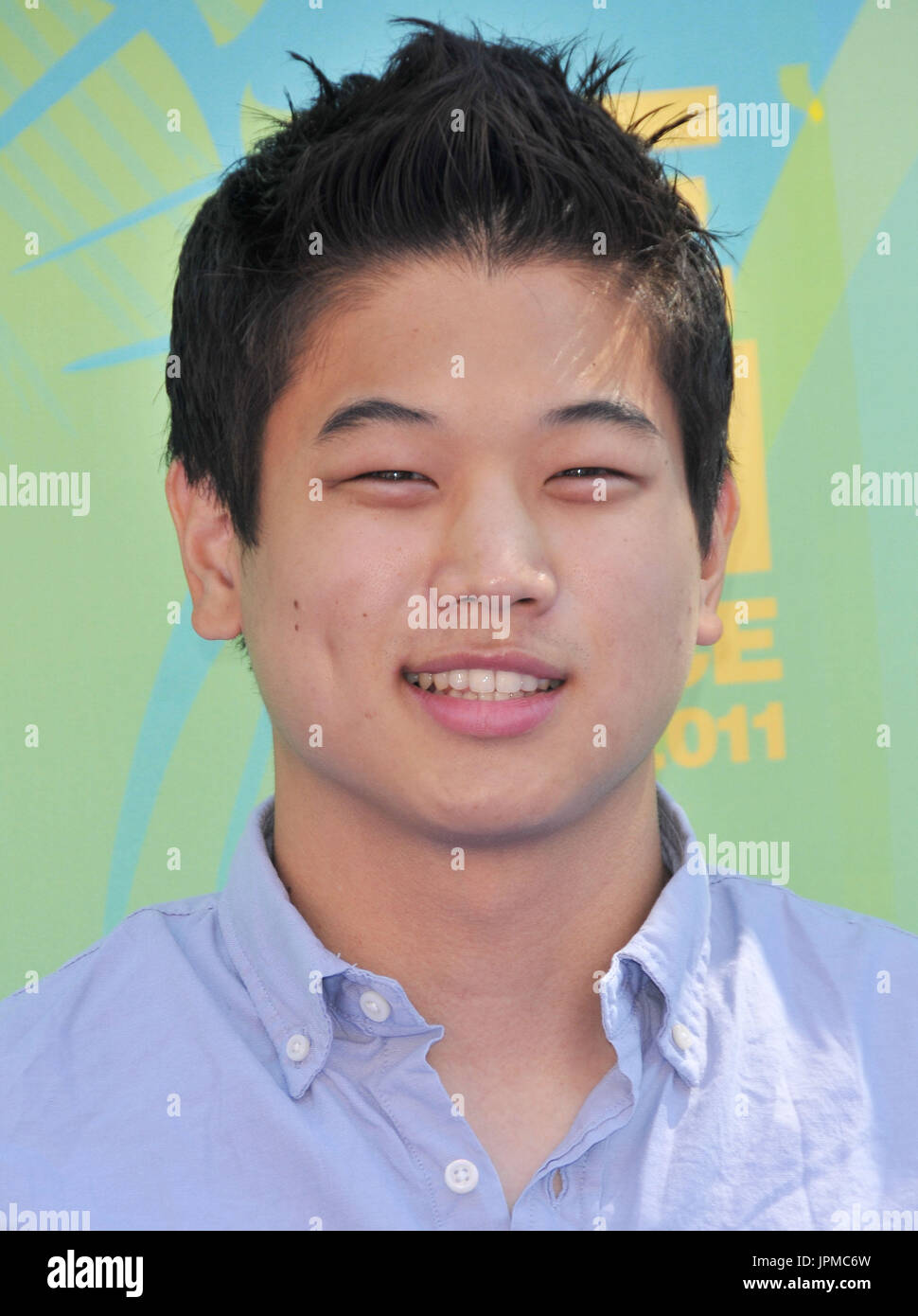 Ki Hong Lee at the 2011 Teen Choice Awards - Arrivals held at the ...