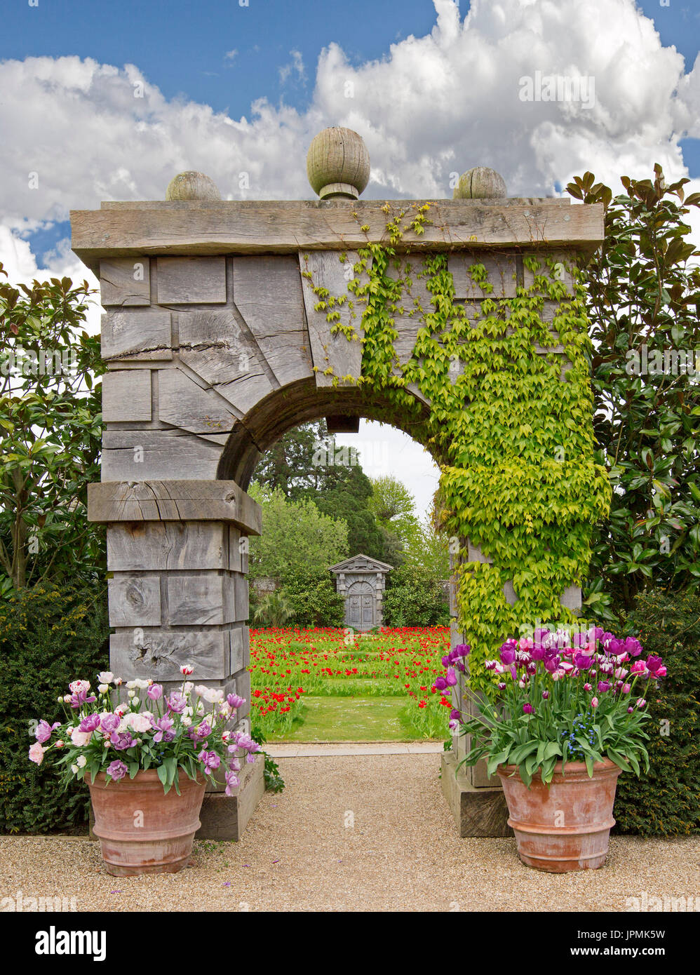 Wooden garden arch hi-res stock photography and images - Alamy