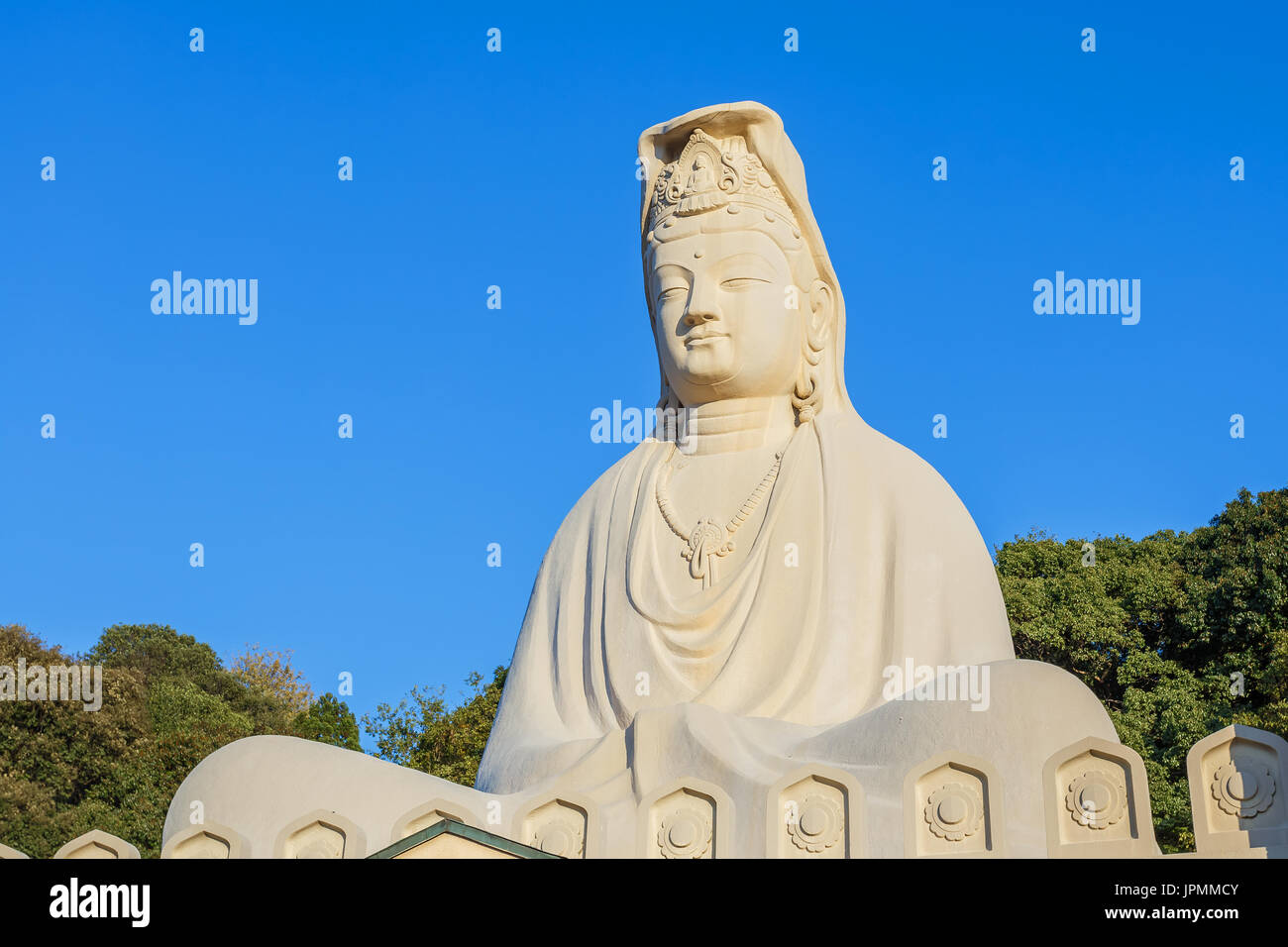 Chinese Goddess (Kannon) at Ryozen Kannon Temple in Kyoto, Japan Stock ...