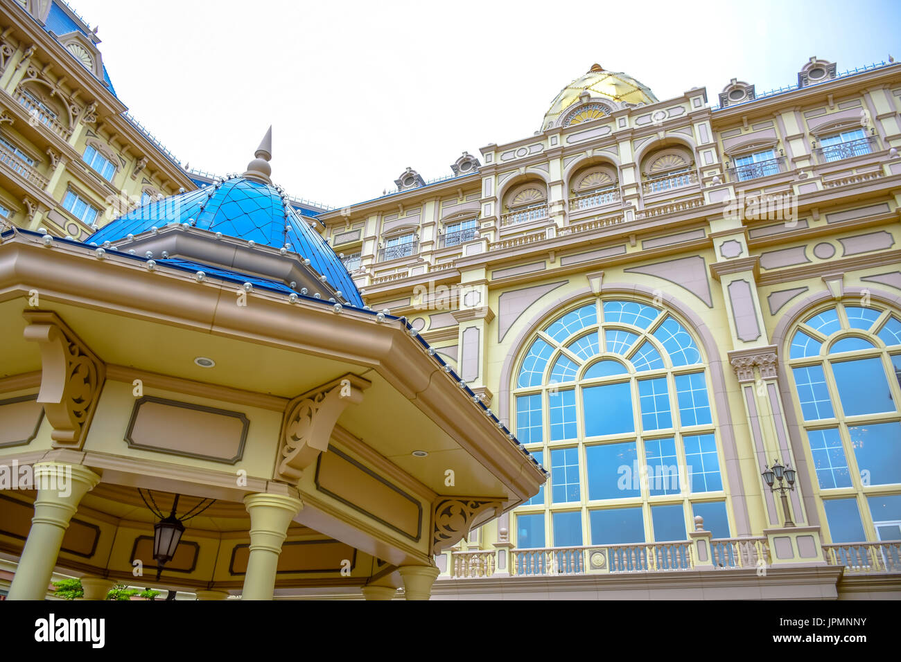 Tokyo Disneyland Hotel, most luxury Victorian style hotel in Tokyo ...