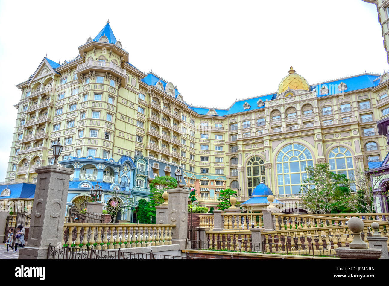 Tokyo Disneyland Hotel, most luxury Victorian style hotel in Tokyo ...