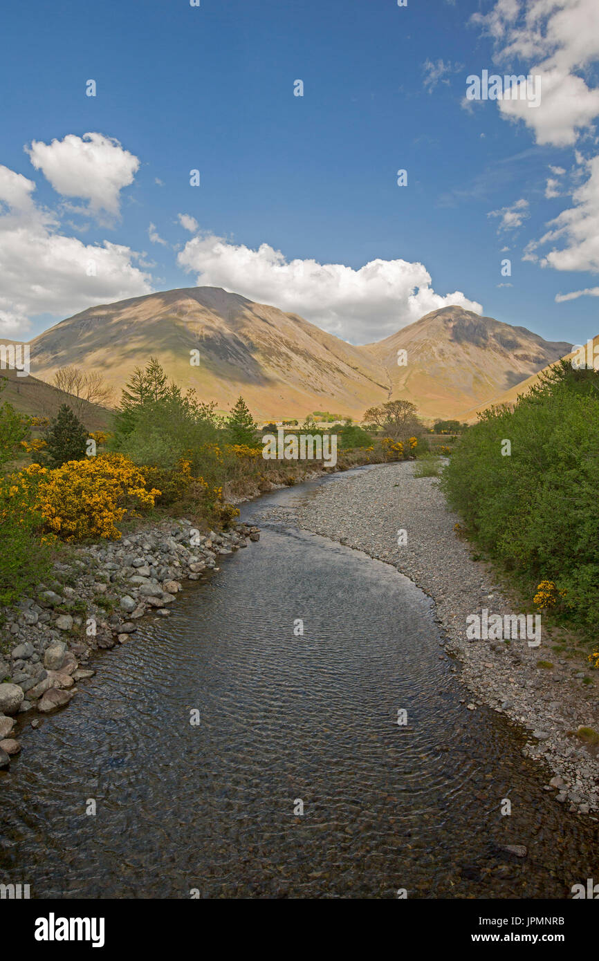 British treeless landscape hi-res stock photography and images - Alamy