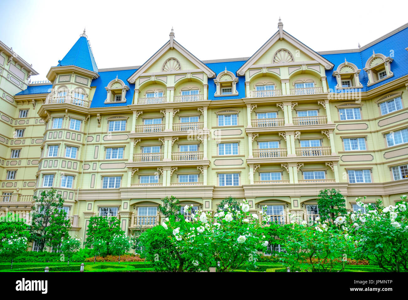 Tokyo Disneyland Hotel, most luxury Victorian style hotel in Tokyo ...