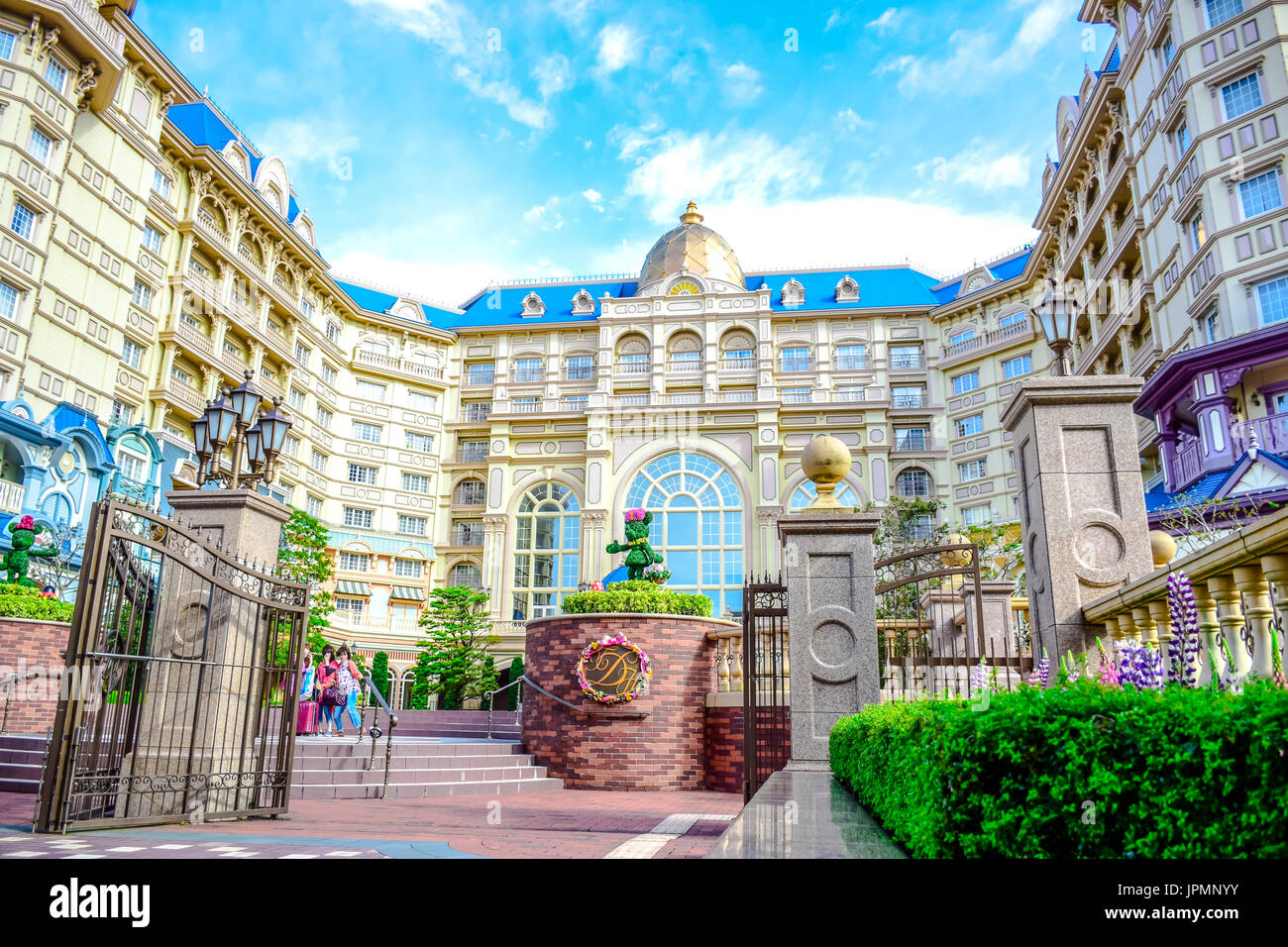 Tokyo Disneyland Hotel, most luxury Victorian style hotel in Tokyo ...