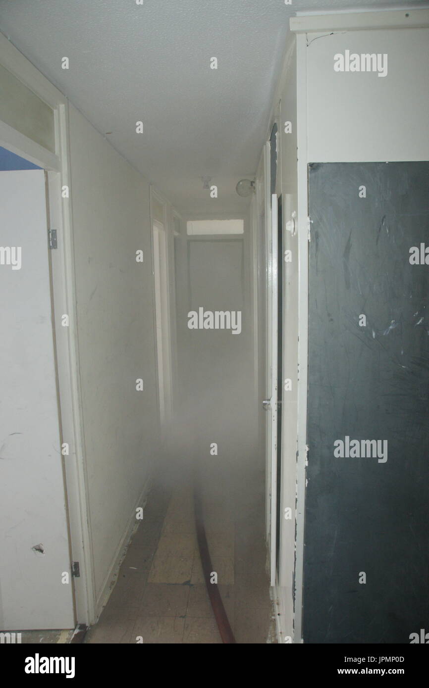 Tower Block Uk Residential Hi-res Stock Photography And, 60% OFF