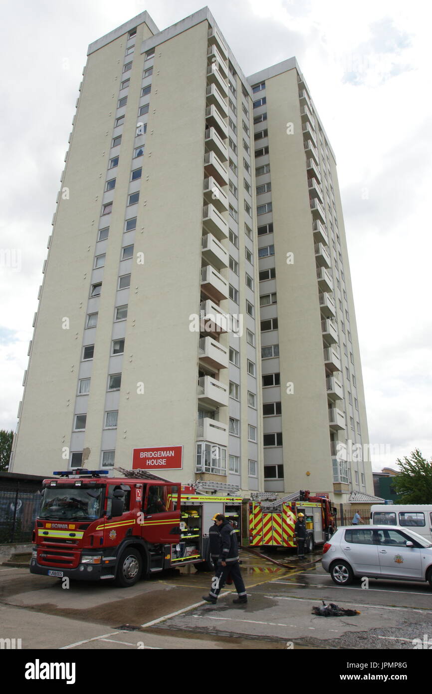Fire escape in building hi-res stock photography and images - Alamy