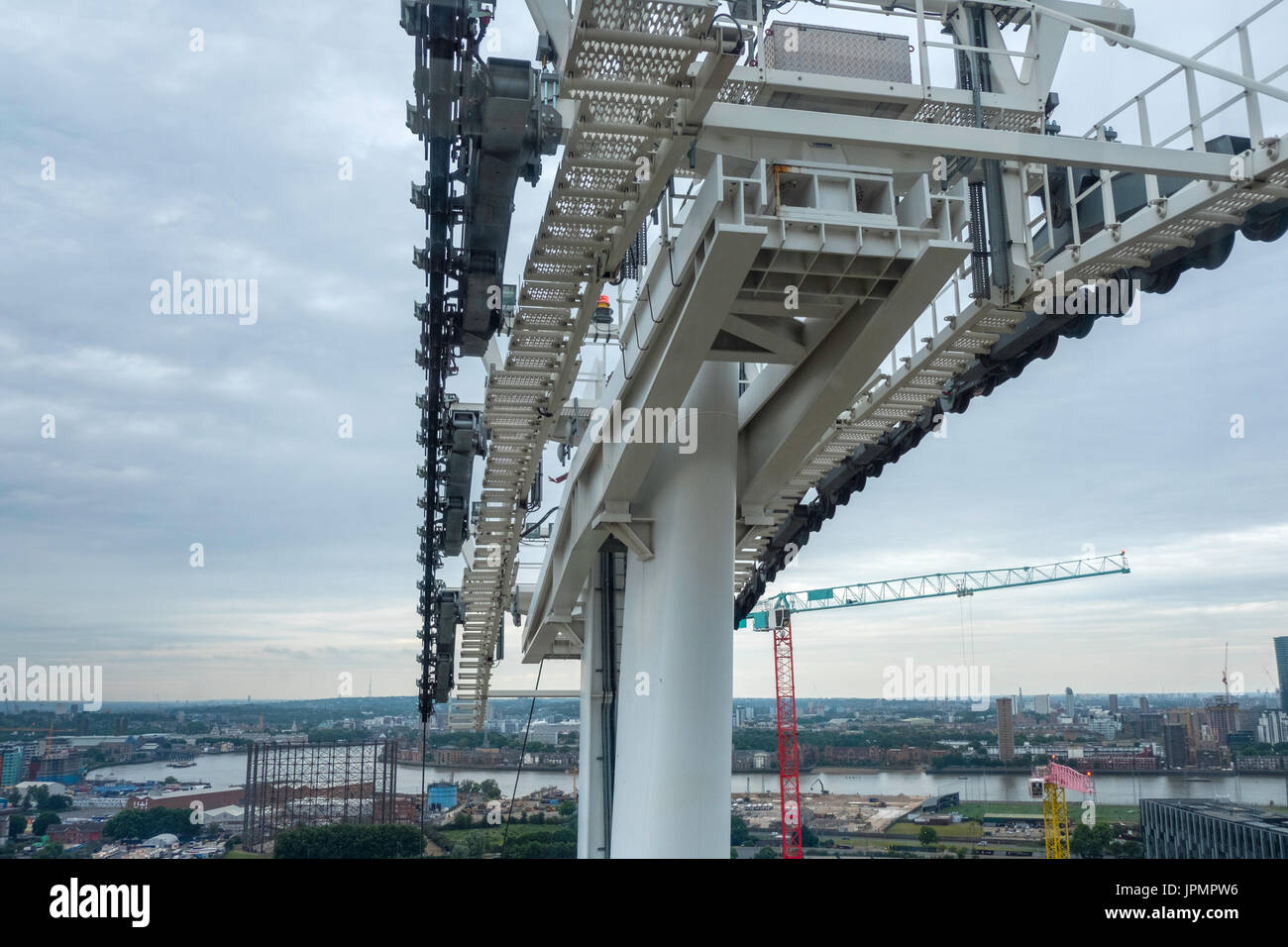 London Thames Emirates cable car Air o2 centre Stock Photo - Alamy