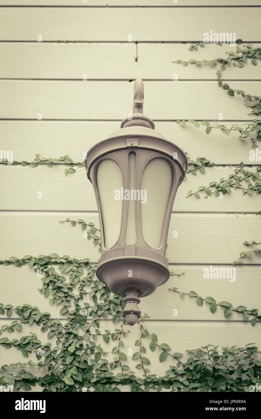 Antique victorian lamp hi-res stock photography and images - Alamy