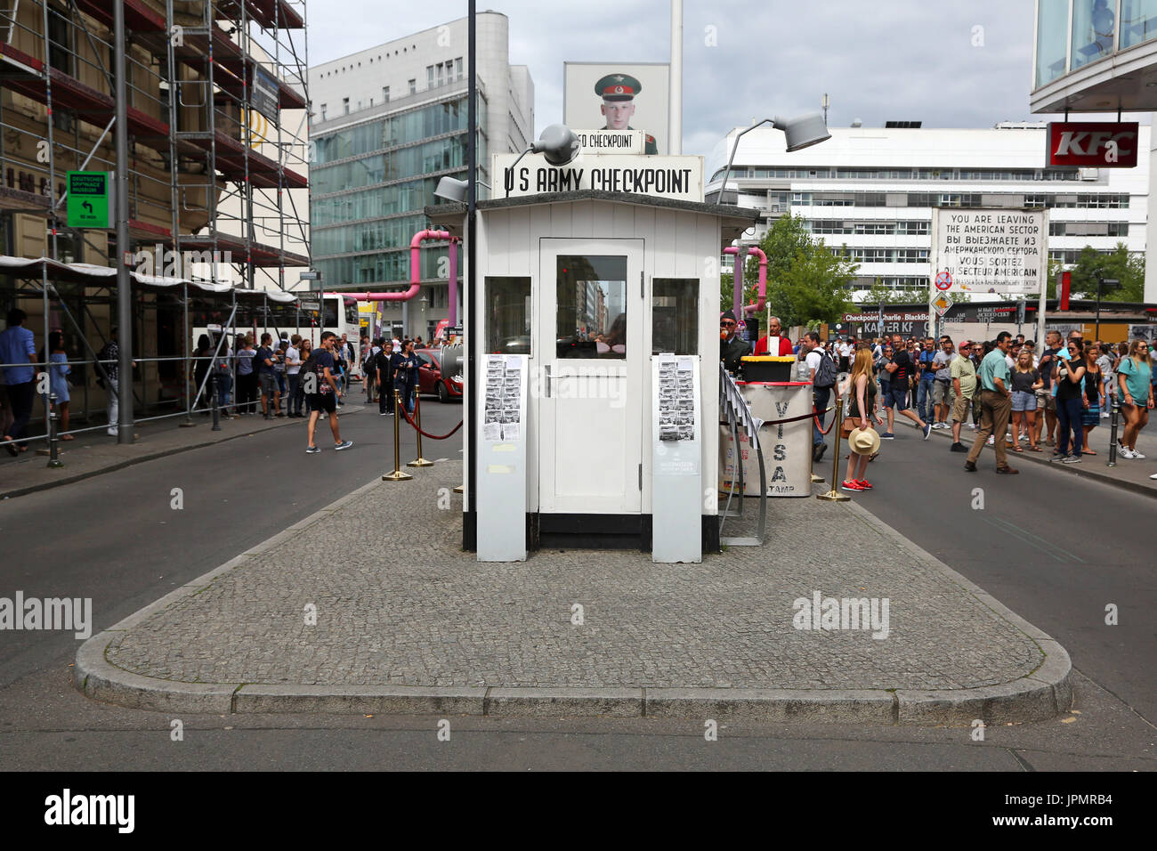 East german border crossing hi-res stock photography and images - Alamy