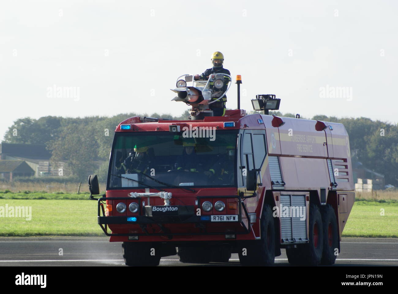 Airport fire services hi-res stock photography and images - Alamy