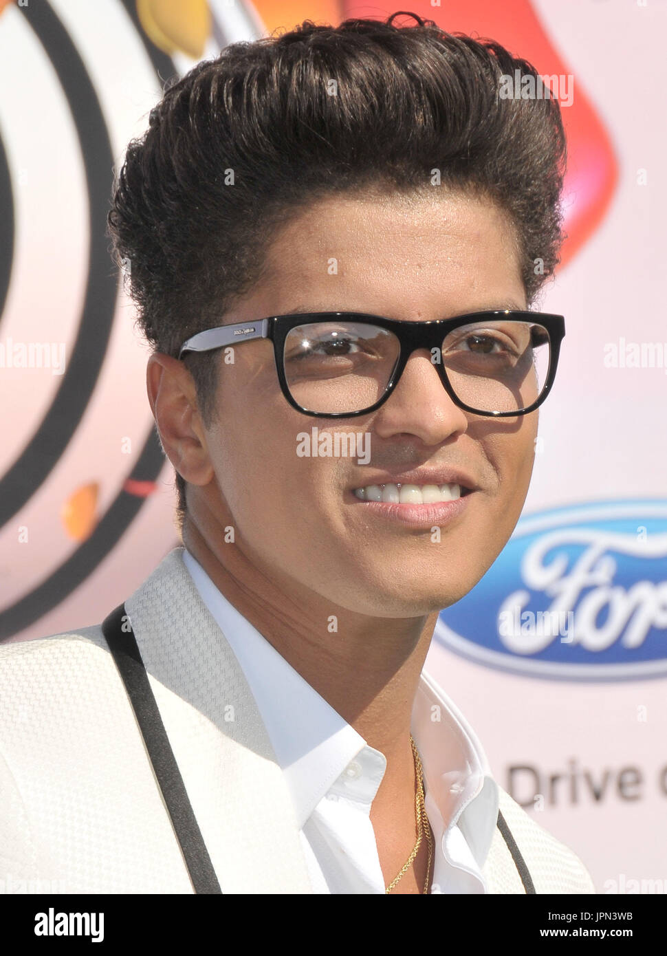 Bruno Mars Pompadour It Will Rain