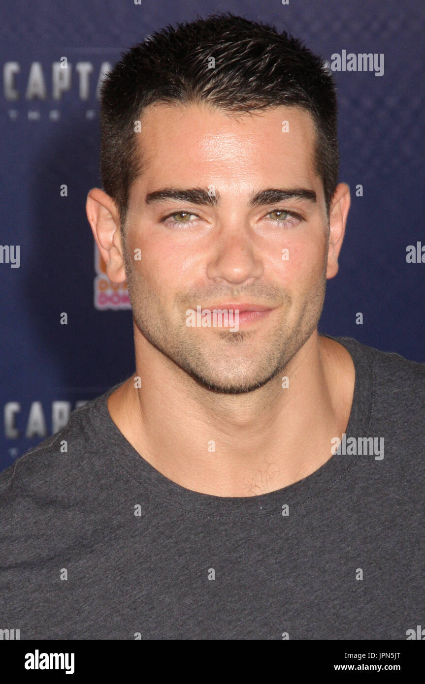 Jesse Metcalfe at the World Premiere of CAPTAIN AMERICA: THE FIRST ...