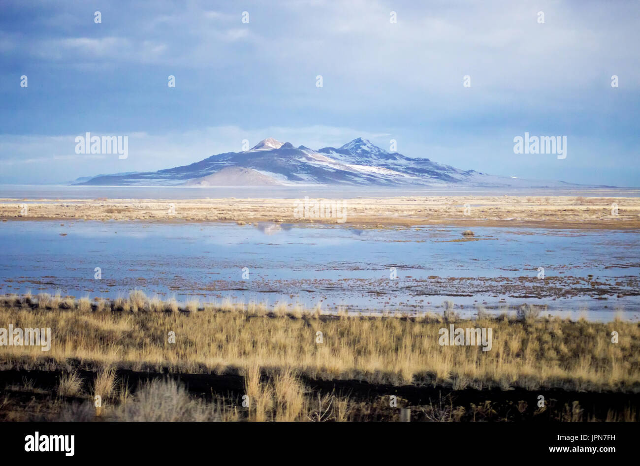 Great salt lake desert utah hi-res stock photography and images - Alamy
