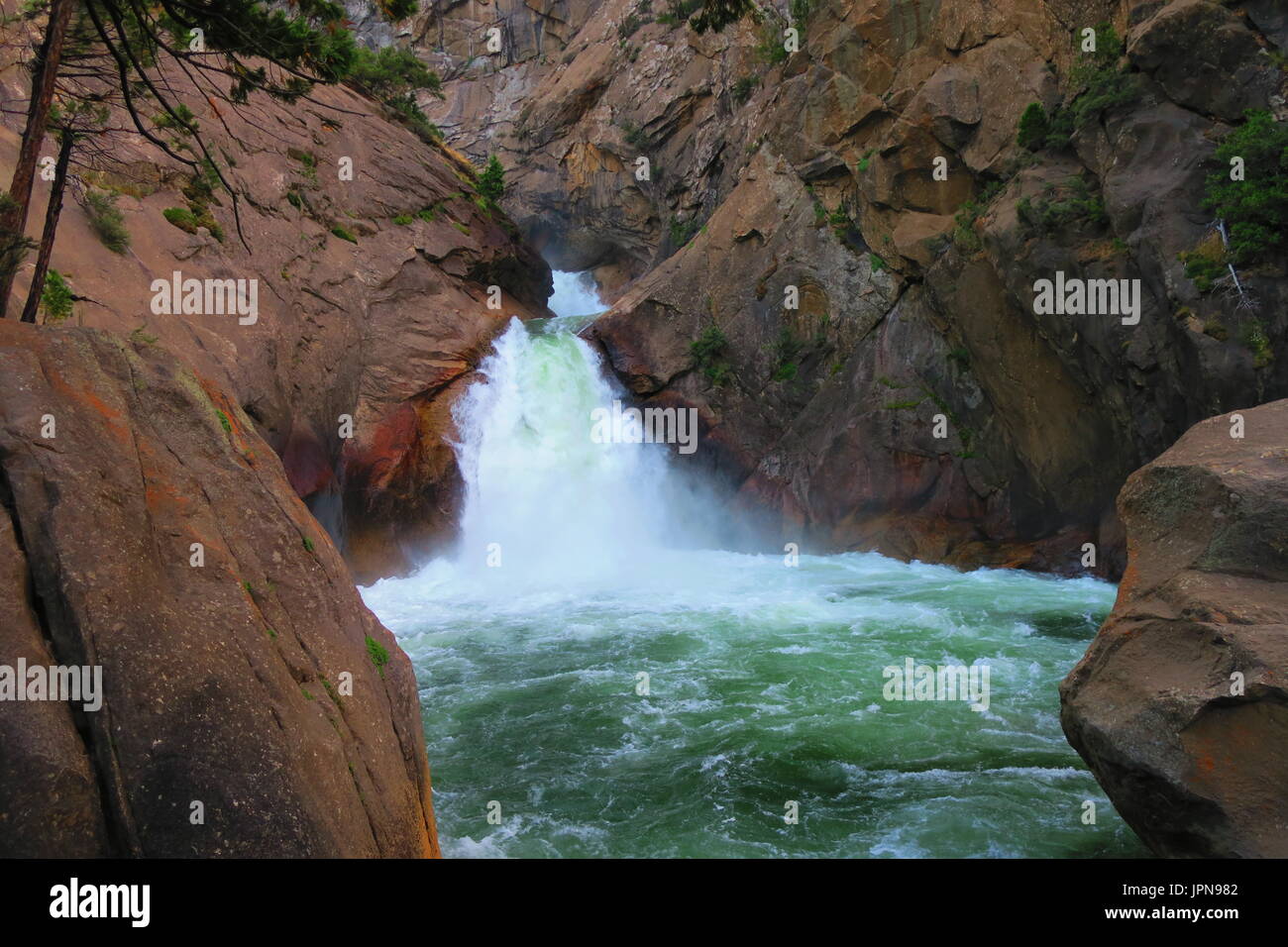 Roaring River Falls, King's Canyon National Park, California, United ...