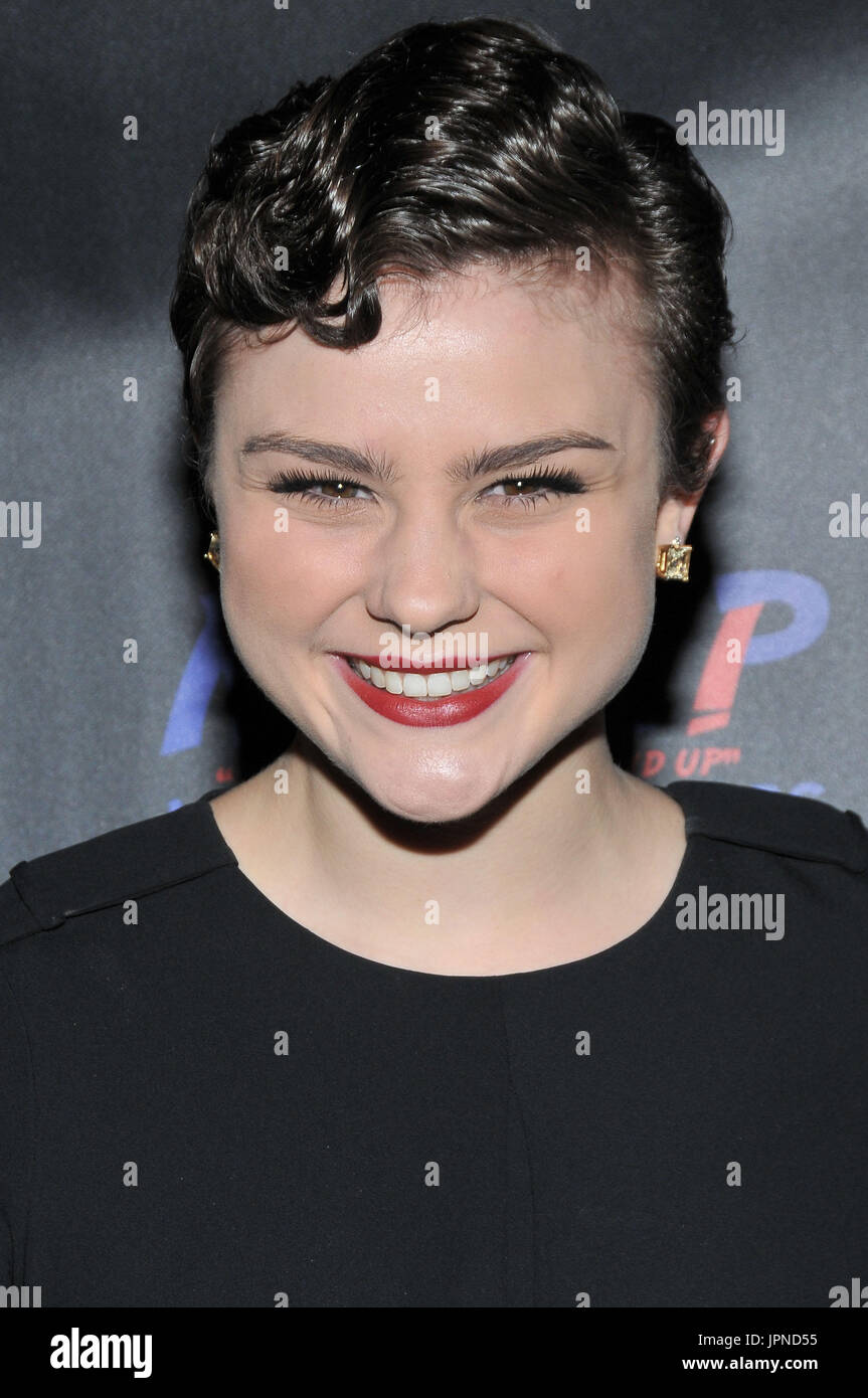 Melanie Moore of SYTYCD Season 8 at the 2011 Youth Rock Awards ...