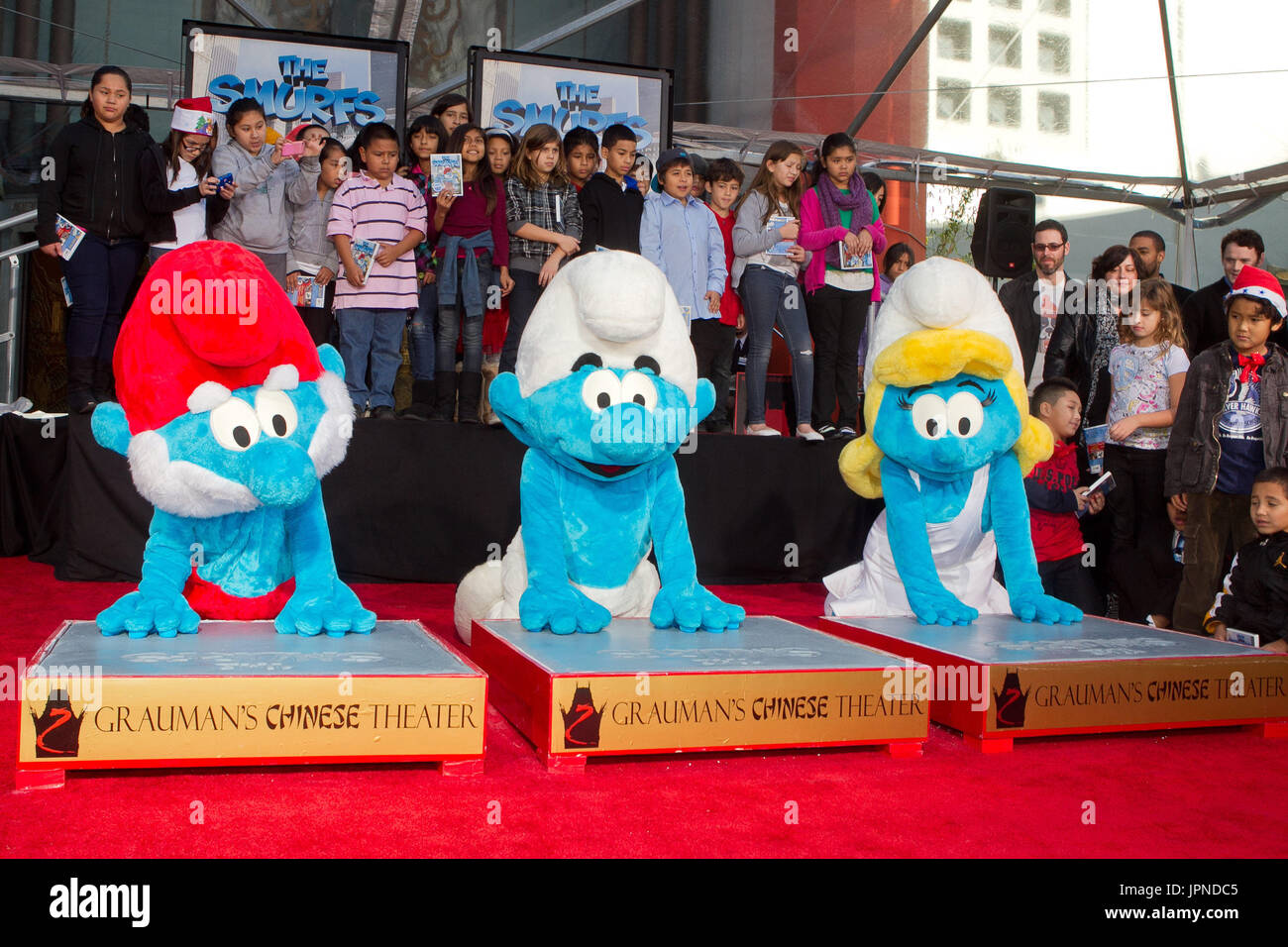 Papa Smurf, Clumsy Smurf & Smurfette at The Smurfs Hand & Footprint ...
