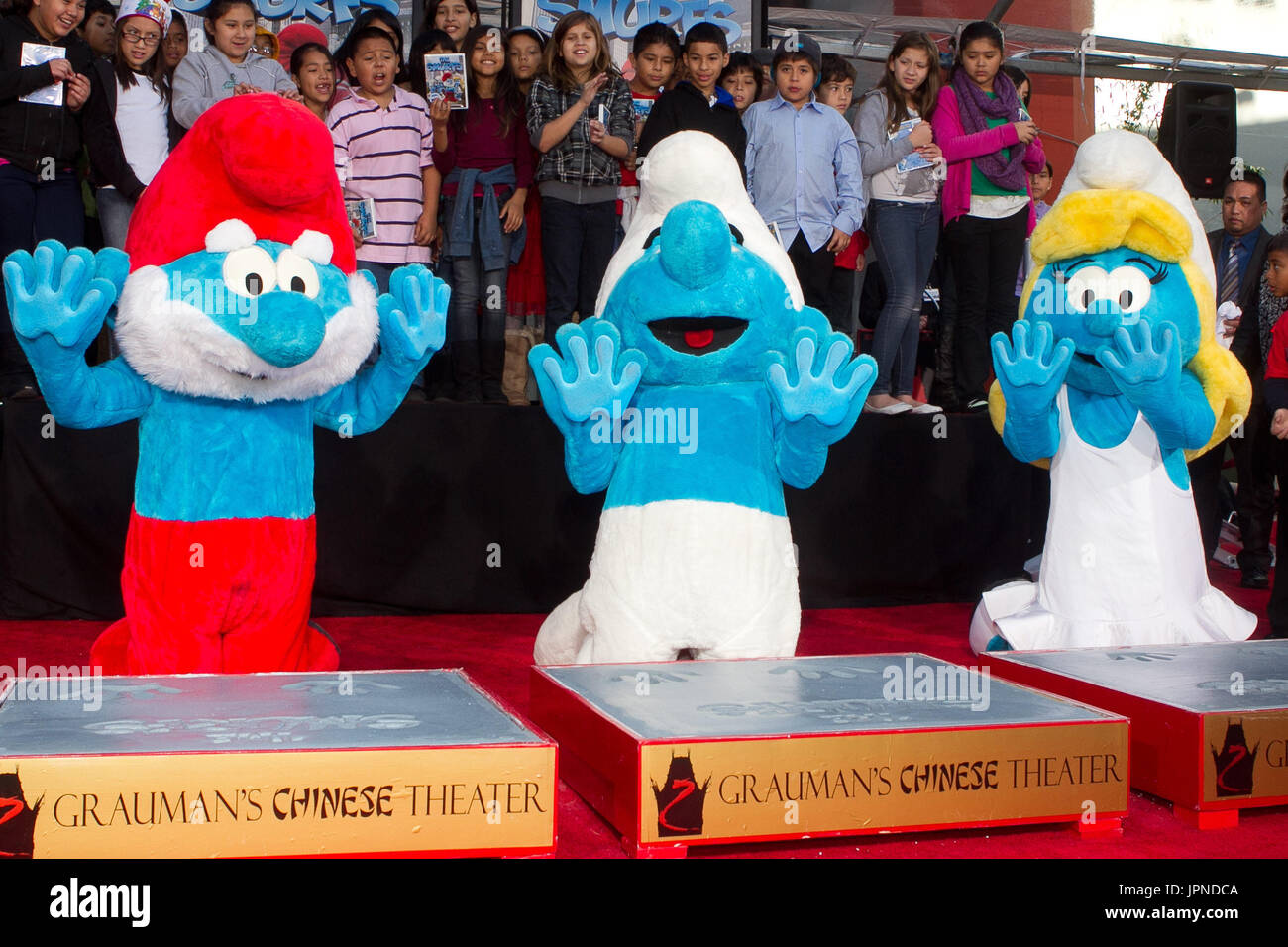 Papa Smurf, Clumsy Smurf & Smurfette at The Smurfs Hand & Footprint ...