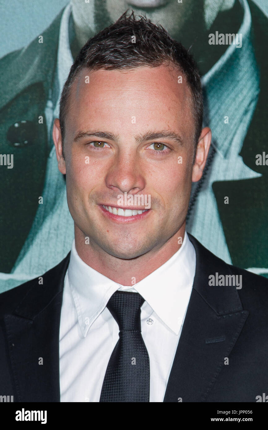 Oscar Pistorius arrives at the Los Angeles premiere of 'Alex Cross ...